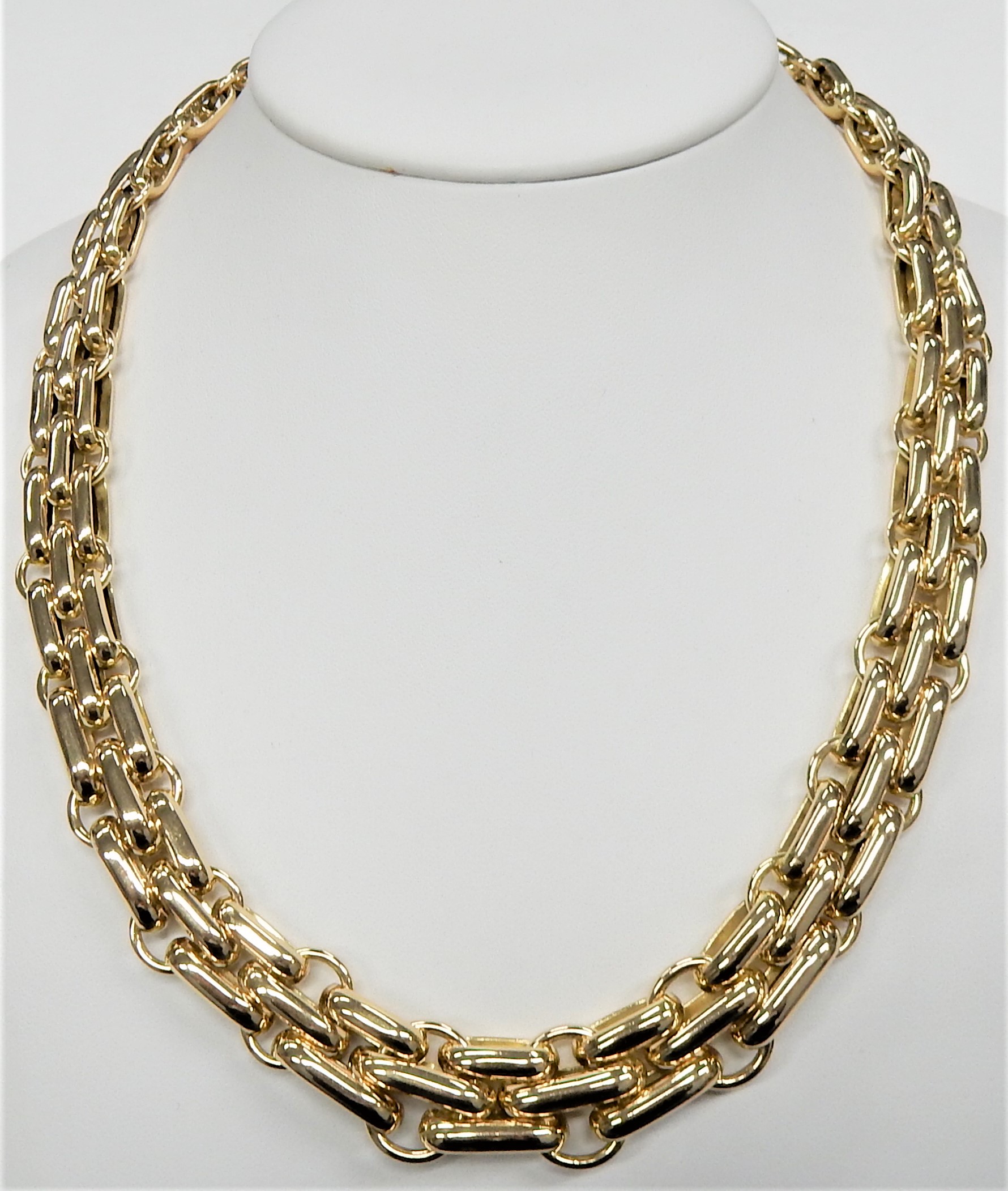 Bill Le Boeuf Jewellers - Barrie, Ontario - necklaces