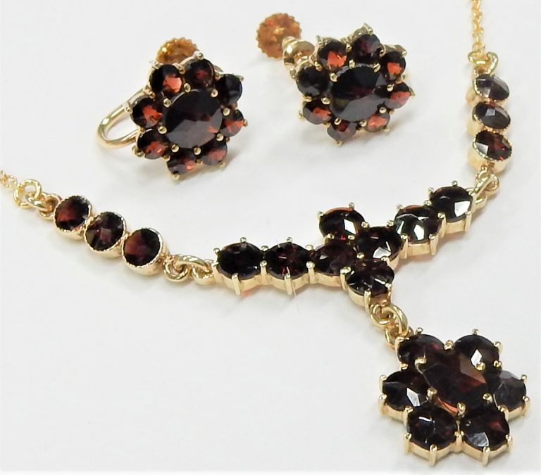 Bill Le Boeuf Jewellers - Barrie, Ontario - earrings