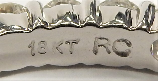 Bill Le Boeuf Jewellers - Barrie, Ontario - earrings