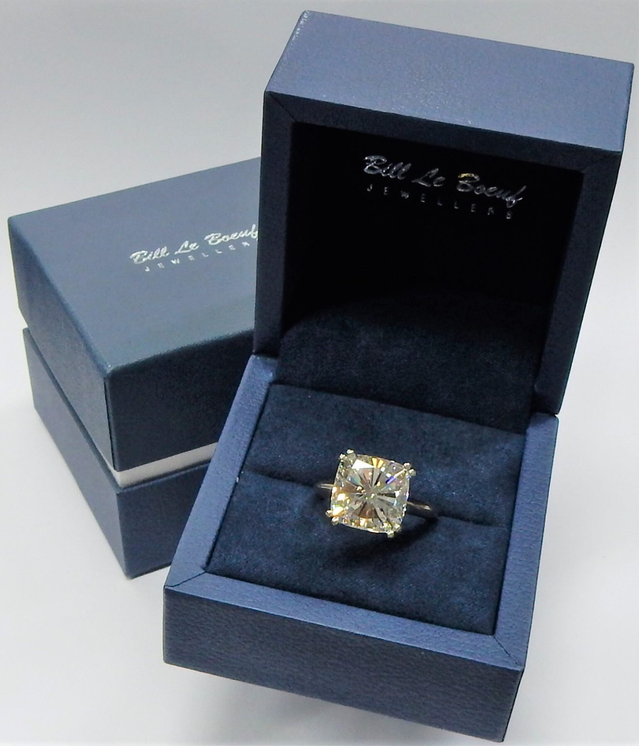 Bill Le Boeuf Jewellers - Barrie, Ontario - diamonds