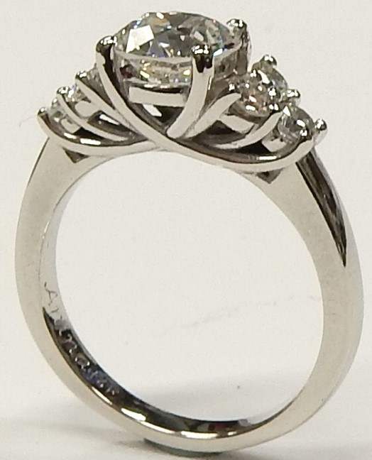 Bill Le Boeuf Jewellers - Barrie, Ontario - diamonds