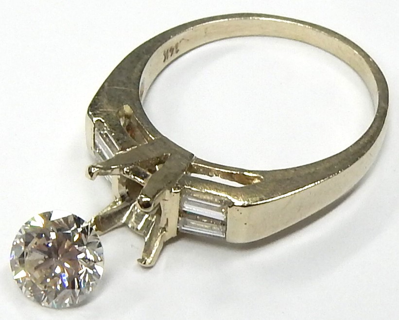 Bill Le Boeuf Jewellers - Barrie, Ontario - diamonds